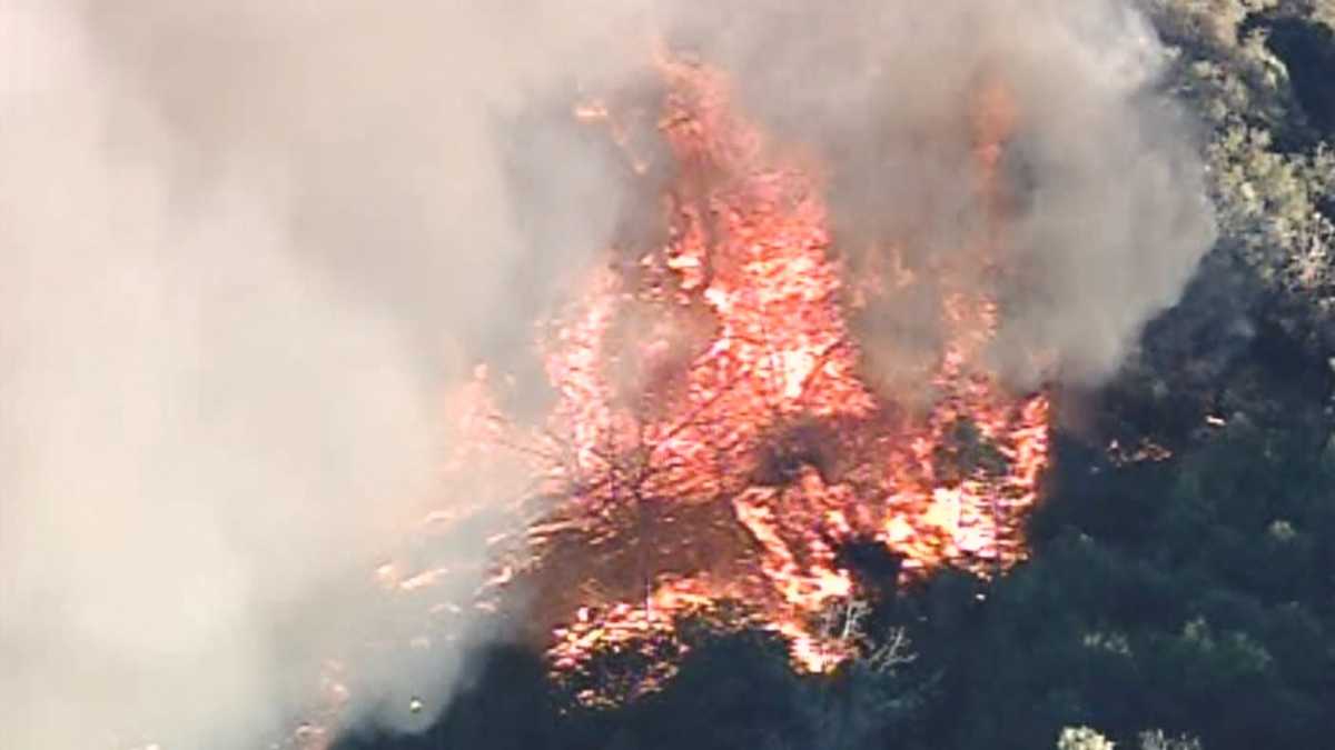 LiveCopter3 captures explosion of flames in Amador County