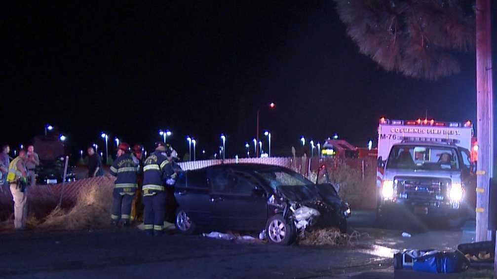 Man killed, 5 injured in Hwy. 99 crash