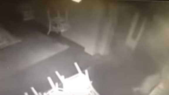 Creepy phantom girl at SF bar caught on camera?