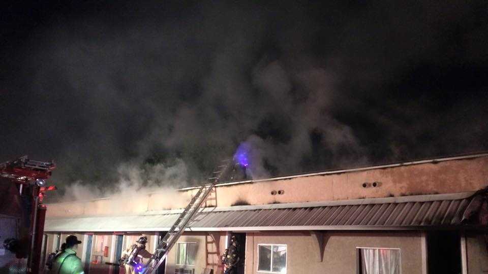 Firefighters battle blaze at Modesto hotel