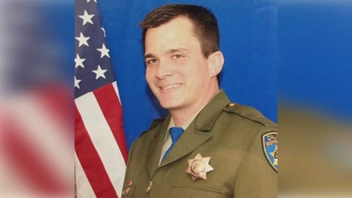 CHP officer honored: We're really feeling the loss