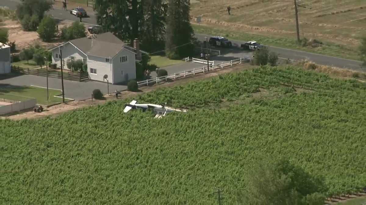 PHOTOS: Skydiving plane crash lands near Lodi airport