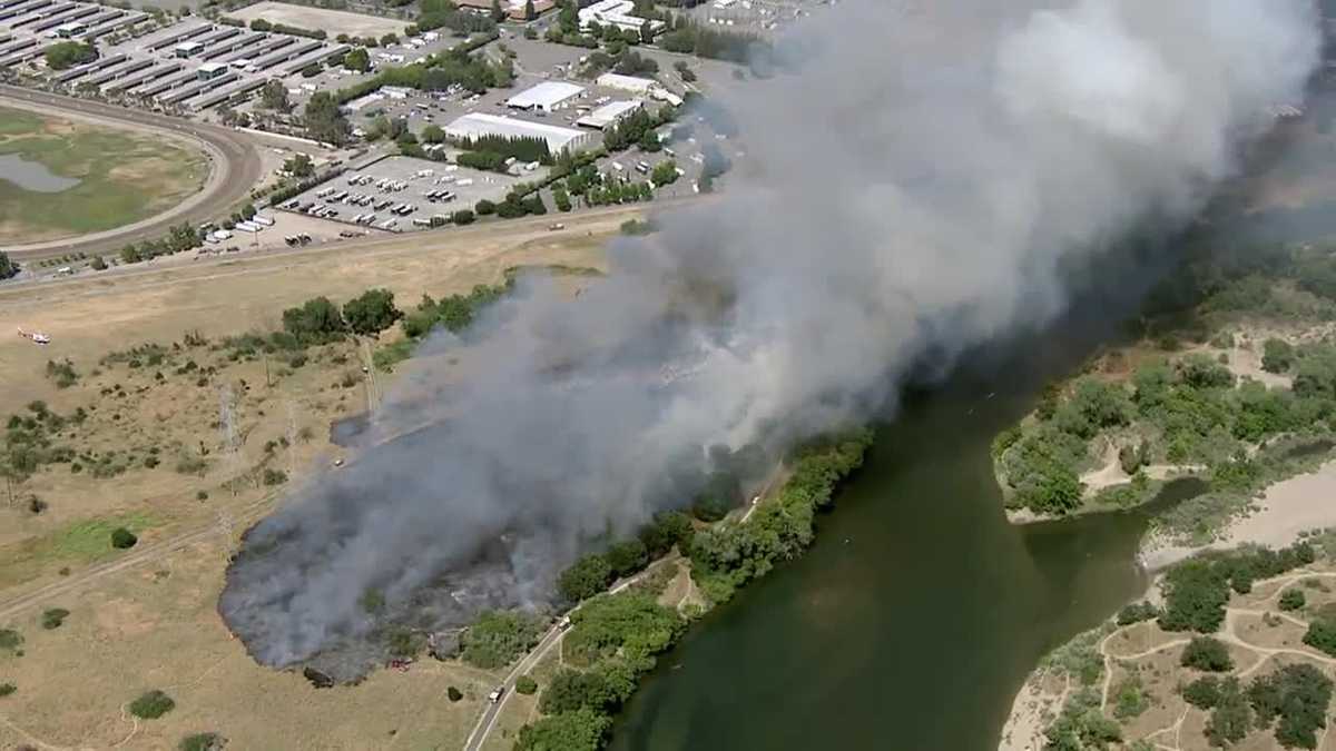 45-acre grass fire ignited near Cal Expo