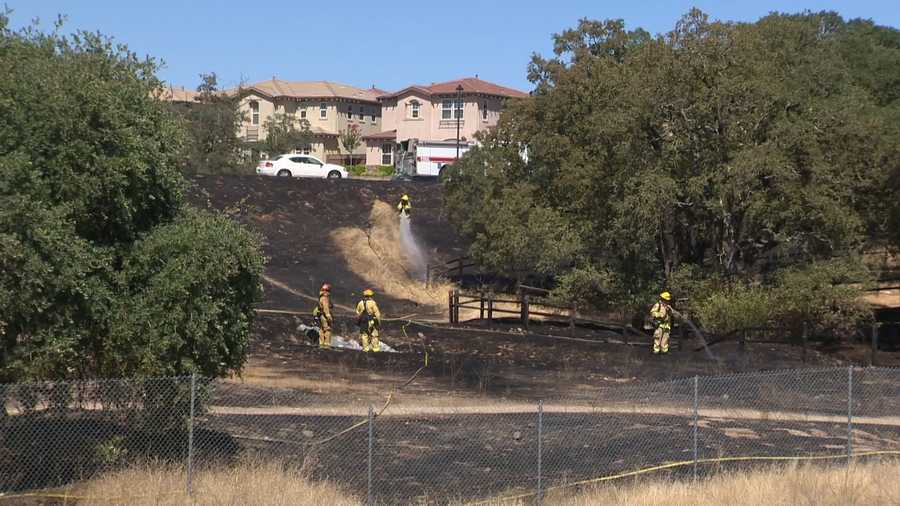 Crews control grass fire along Hwy. 50 in Folsom