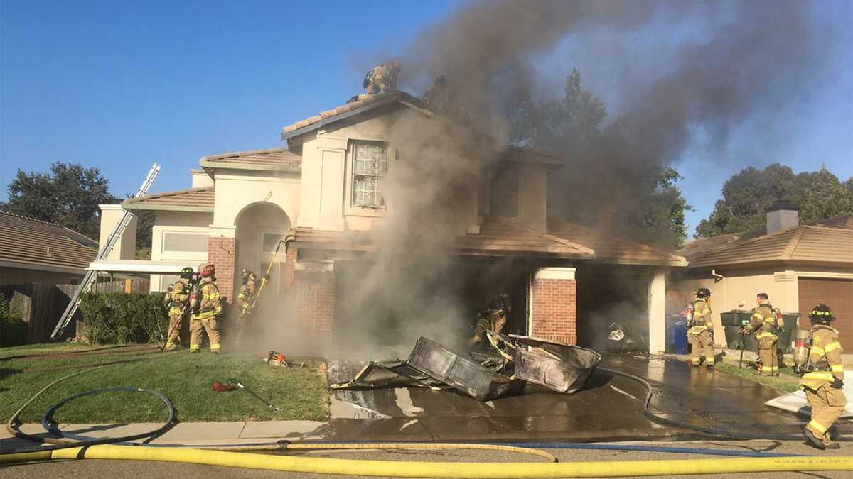 House fire leaves 5 people homeless in Antelope