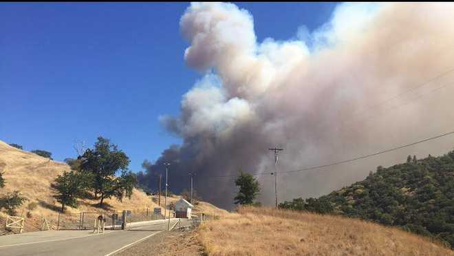 Wildfire grows to 1,500 acres in Sonoma County