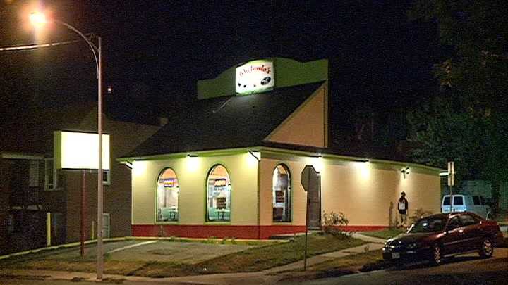 Restaurant held up at gunpoint