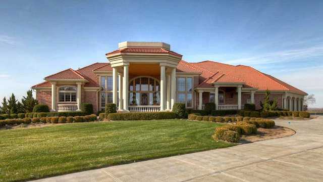 Look inside this Elkhorn estate