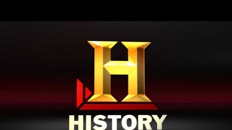 20 things you may not know about Melissa Fry