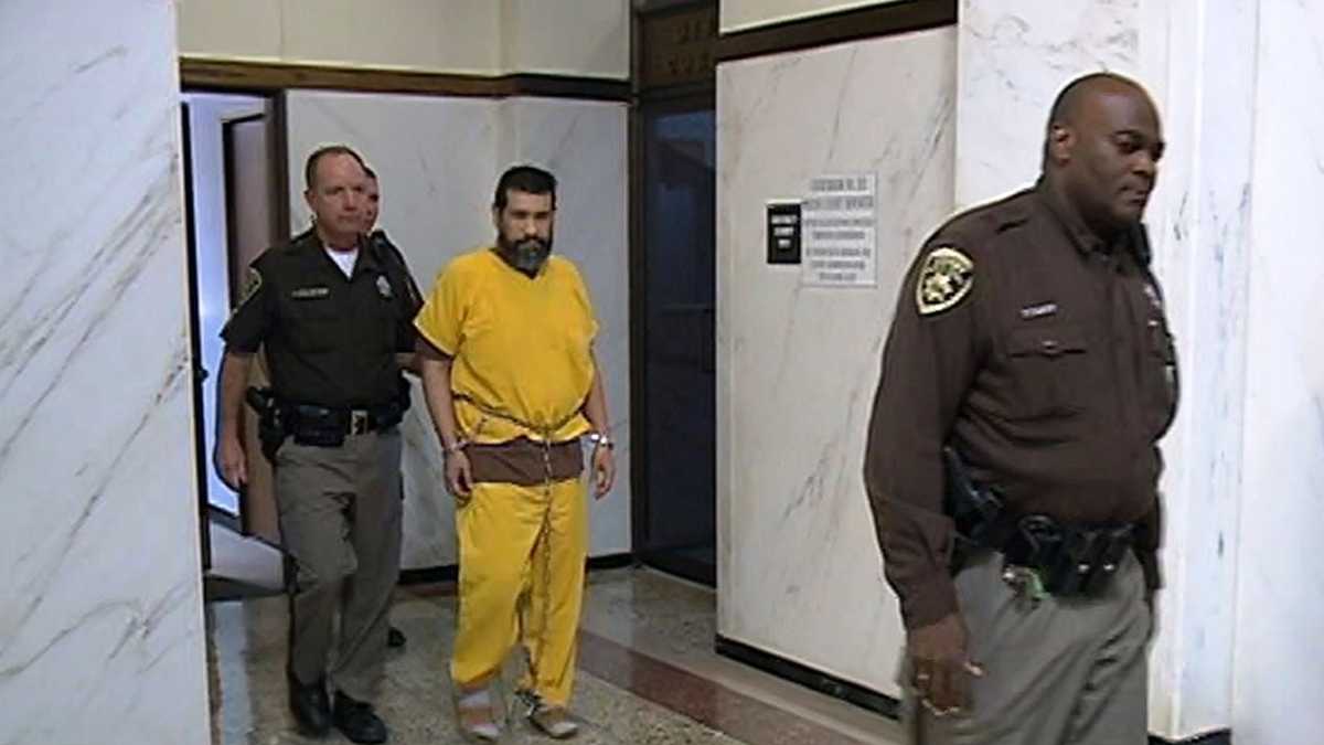 Suspect in serial killings complains about jail treatment