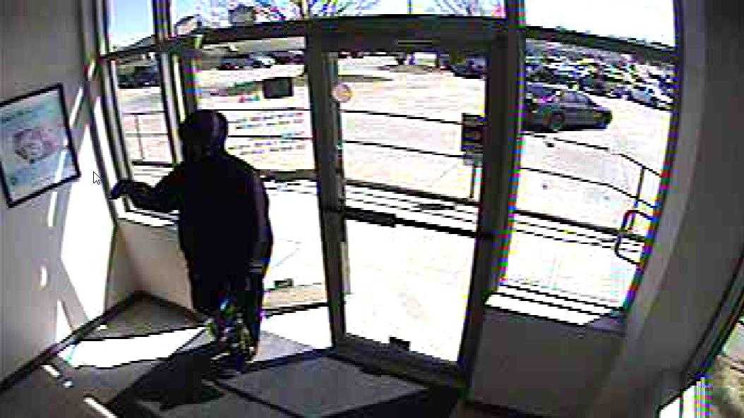 Photos: Great Western Bank robbery