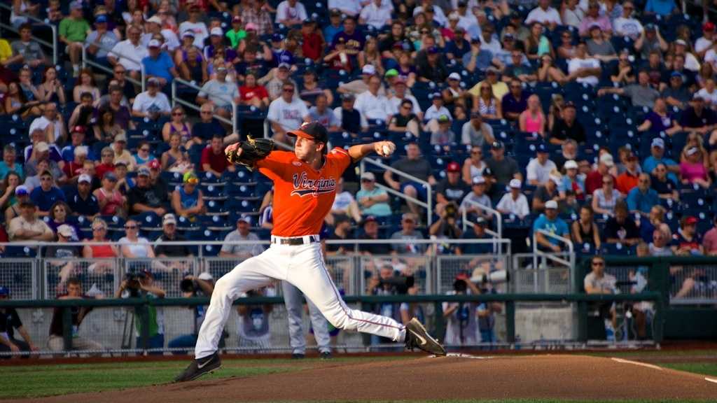 Virginia wins in 15th, ties for longest CWS game