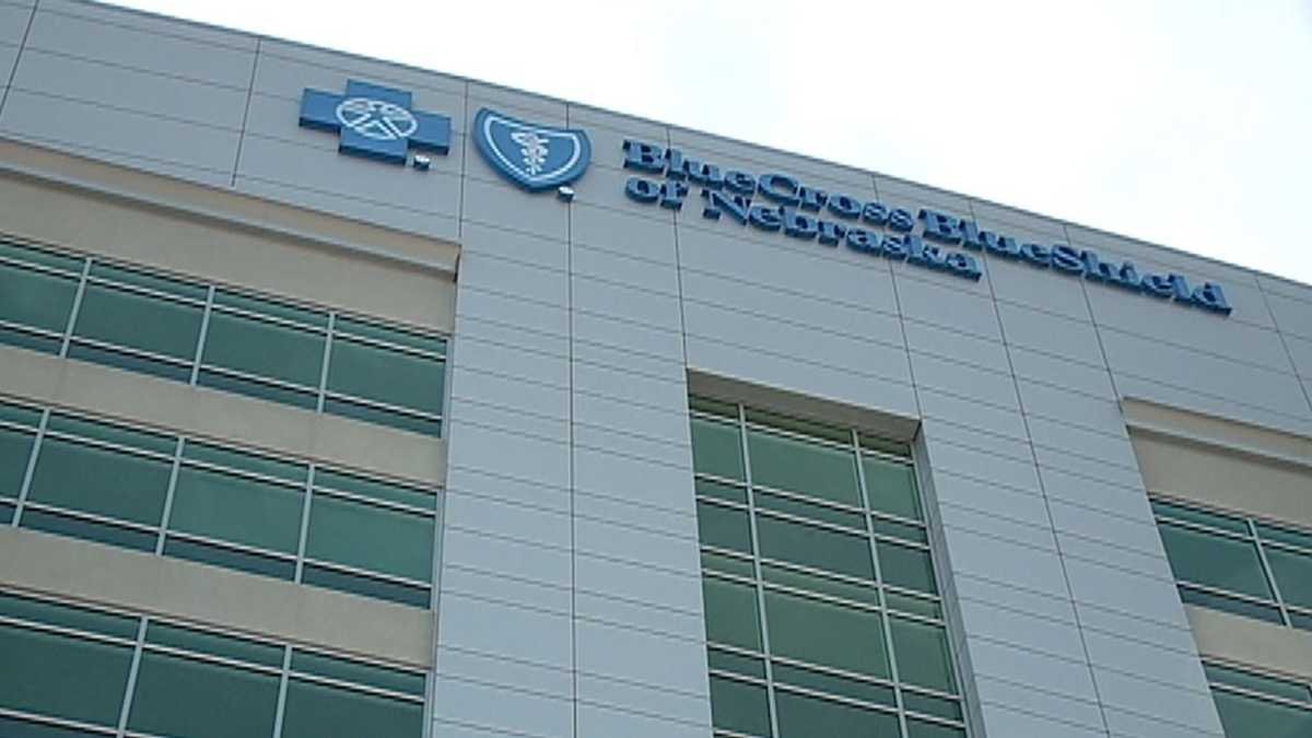 Alegent Creighton, Blue Cross Blue Shield engaged in cost battle