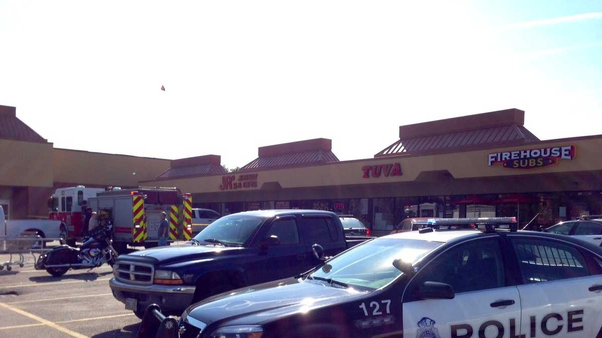 Photos: Jewelry Store Shooting