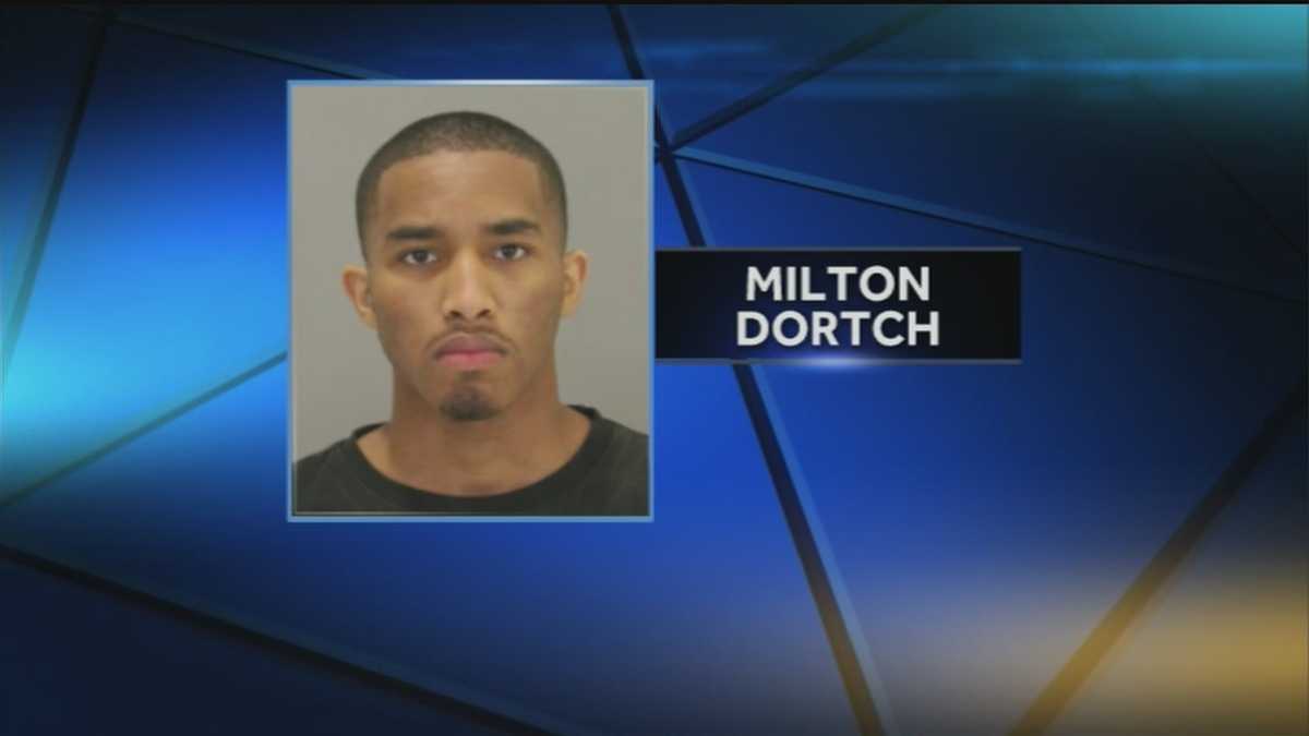 18-year-old accused in fatal jewelry store shooting to stand trial