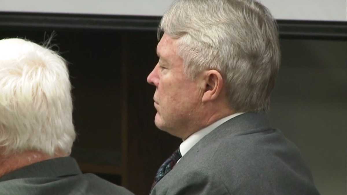 Both sides rest in Iowa murder trial