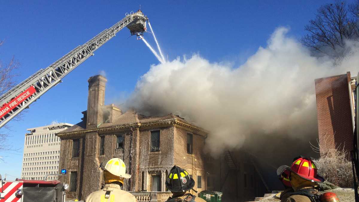 Photos: Fire breaks out at historic Midtown apartment building