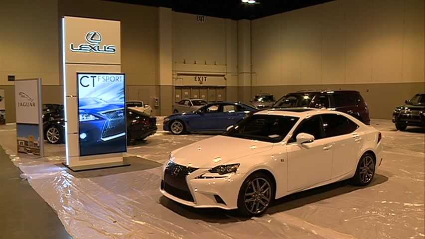 Photos: Preps for Midlands International Auto Show