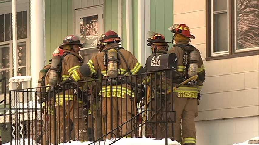Photos: Crews quickly put out downtown apartment fire