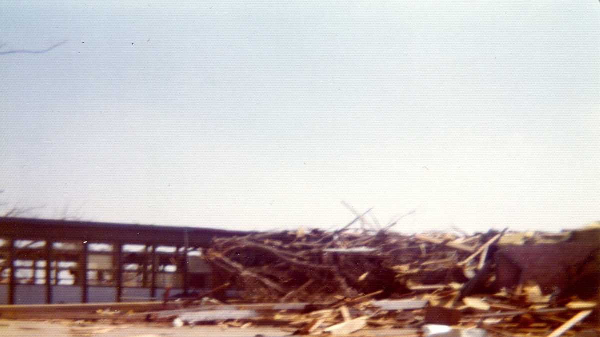 Photos of 1975 tornado damage by Dan Kaiser