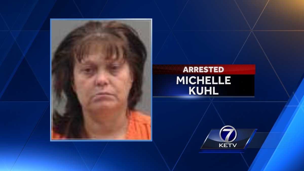 1 of 2 women sought by police turns herself in to authorities