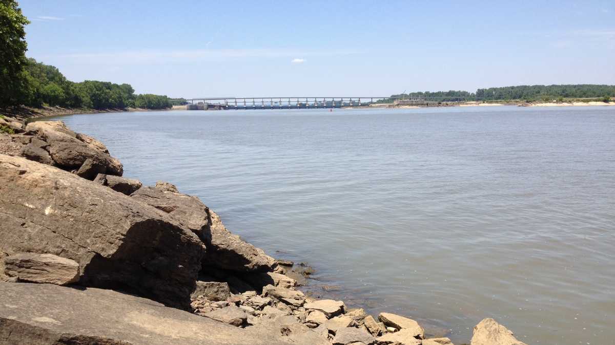 Arkansas River Lock & Dam 13