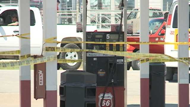 Crews clean up fuel spill at gas station in Springdale