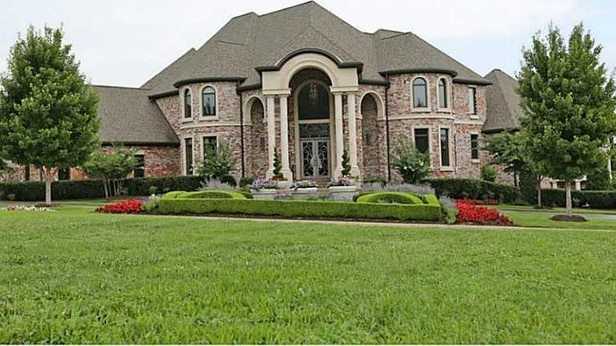 Mansion Mondays: Tour this mansion at Pinnacle Country Club