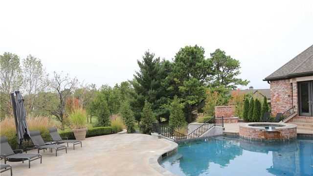 Mansion Mondays: Tour this mansion at Pinnacle Country Club