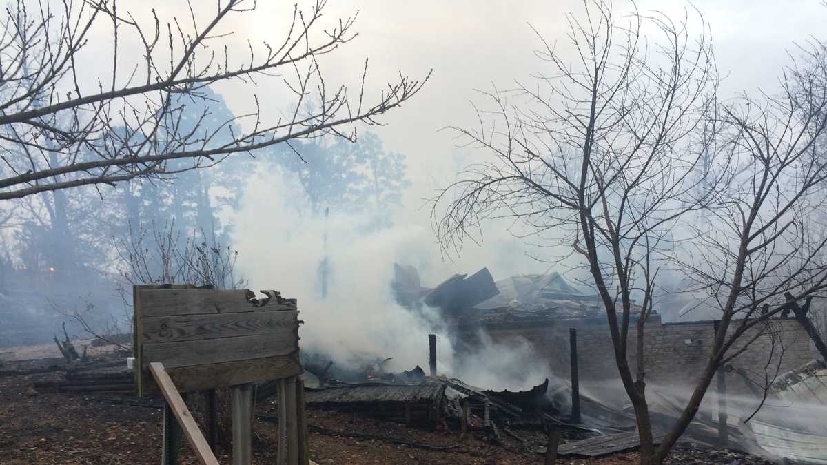 One injured in early morning fire