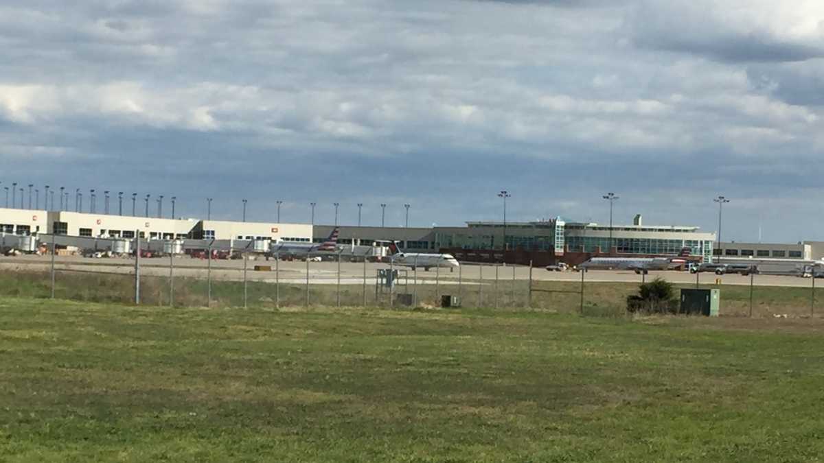 Emergency landing made at XNA
