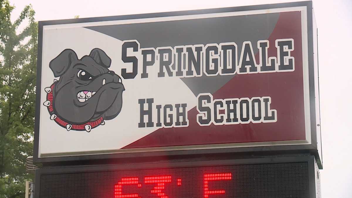 Springdale high schools add more security for last day of school