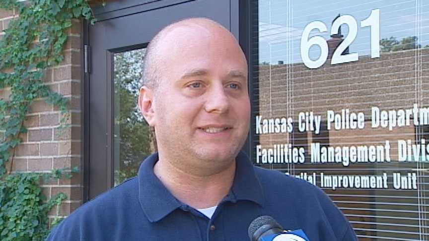 KC police sergeant accused of stealing from mother