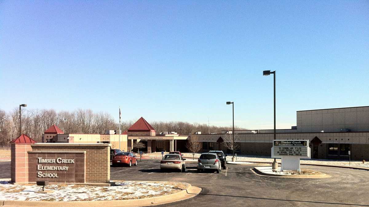 High CO levels force evacuation at Ray-Pec school