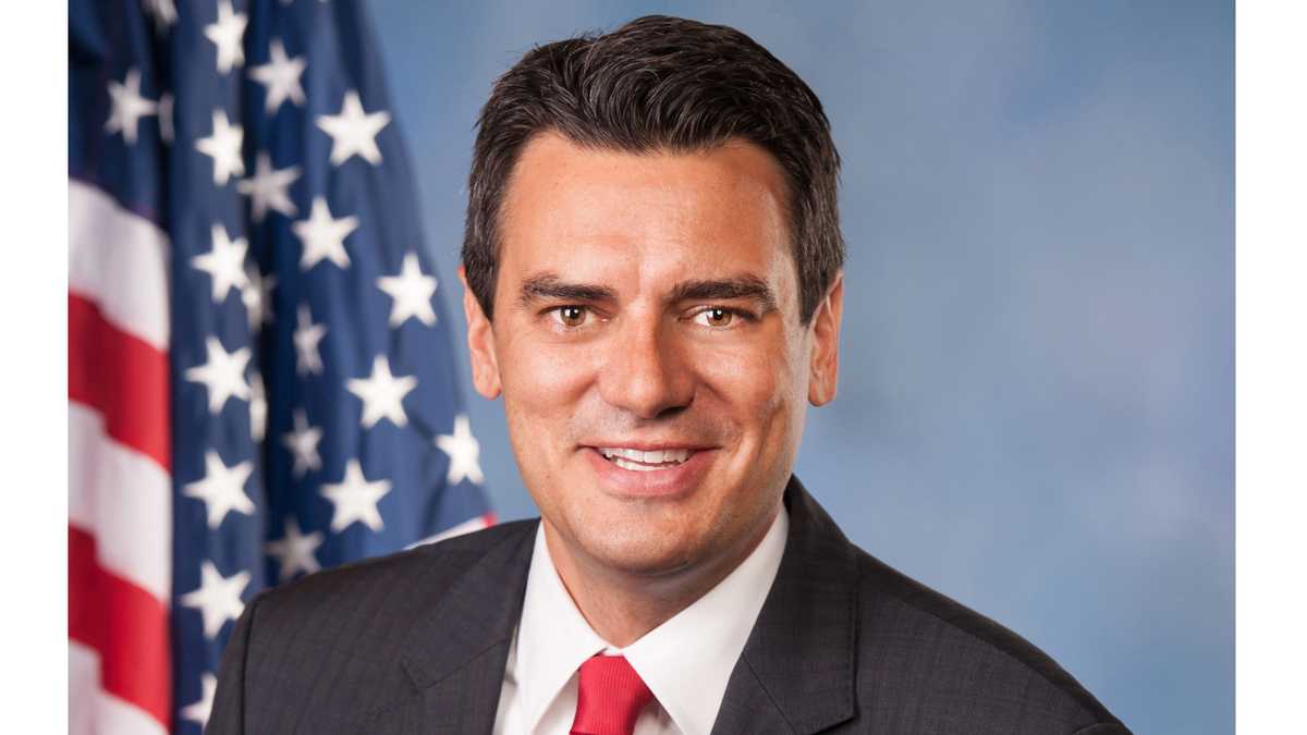 Rep. Kevin Yoder, wife welcome baby daughter