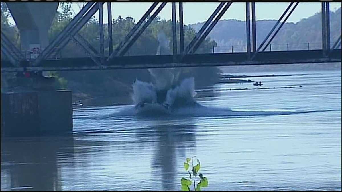 Images: Final Amelia Earhart bridge demolition explosion