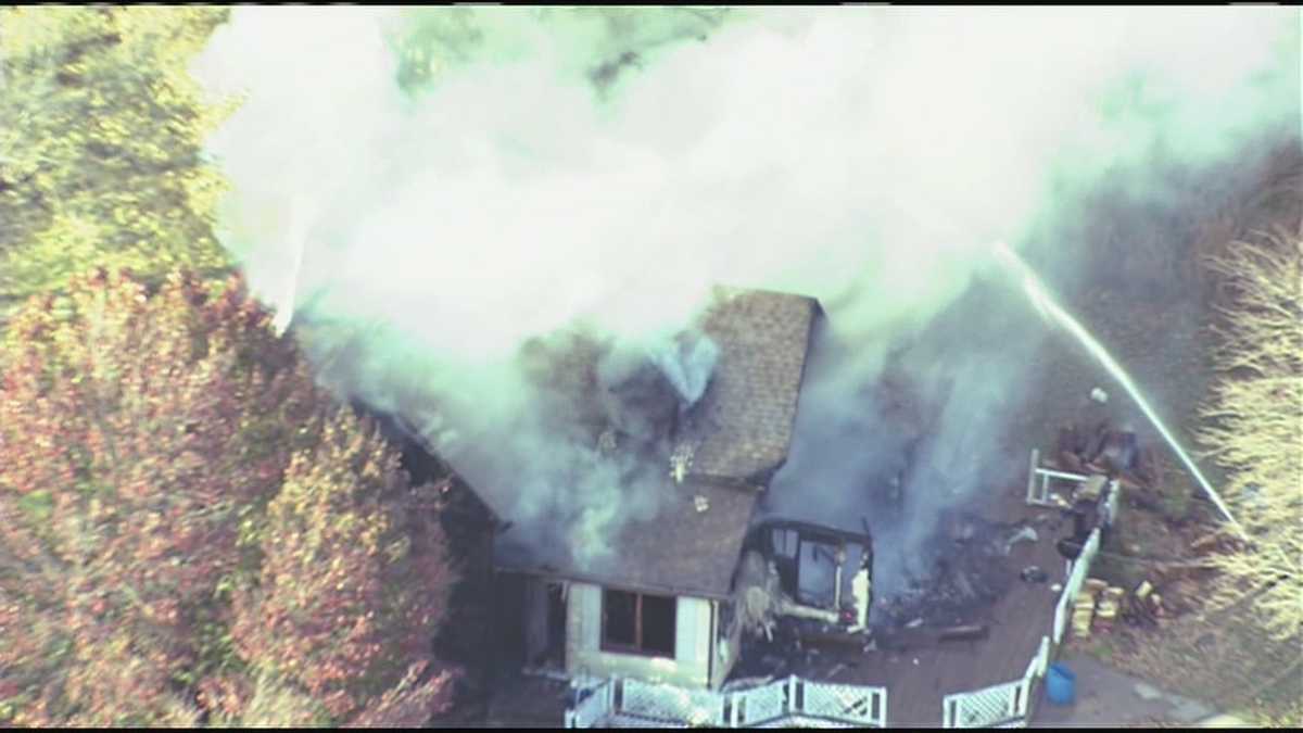 Large house fire burning in the northland off I-435