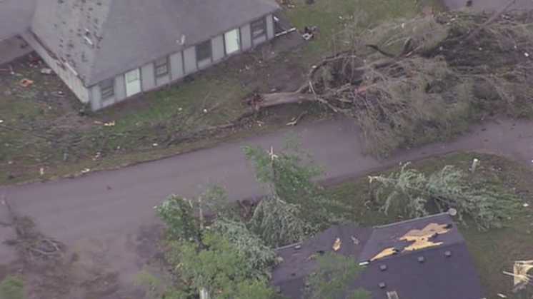 Images: Tornado damage in Orrick, Mo.