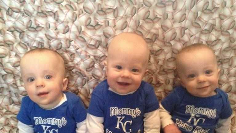 How your vote can help these Olathe triplets win a year of diapers