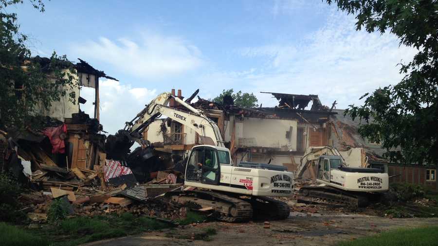 Crews begin demolishing Briarcliff mansion damaged by fire