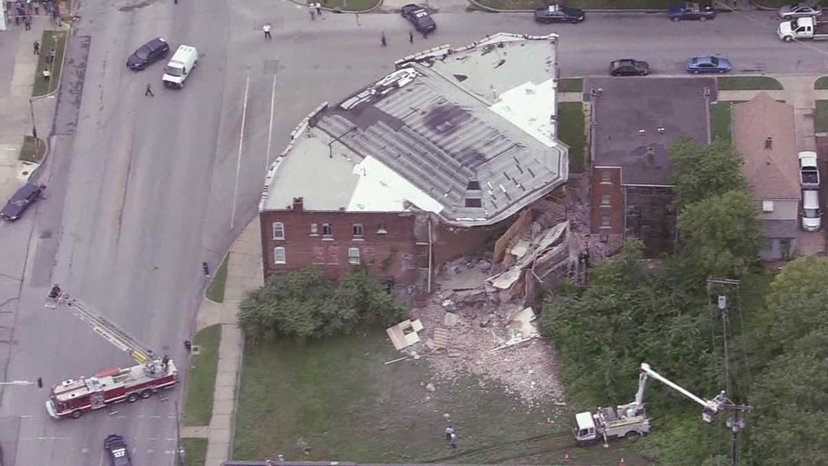 Images: Building partially collapses in northeast KC