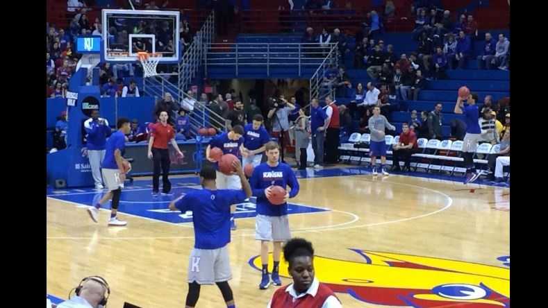 Photos: Lara Moritz Rocks Chalk on a day off