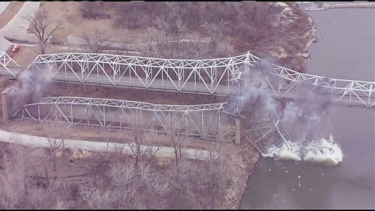 3rd blast brings down north section of Fairfax Bridge