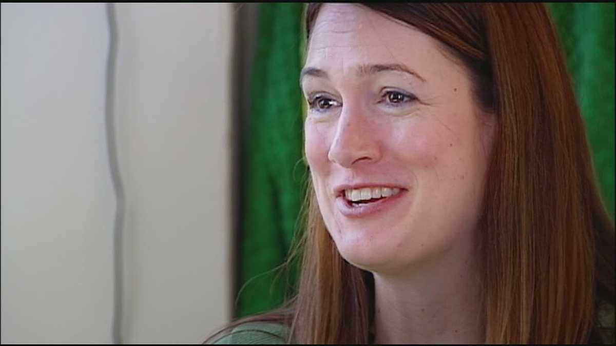 Author Gillian Flynn tapped to turn on Plaza Lights