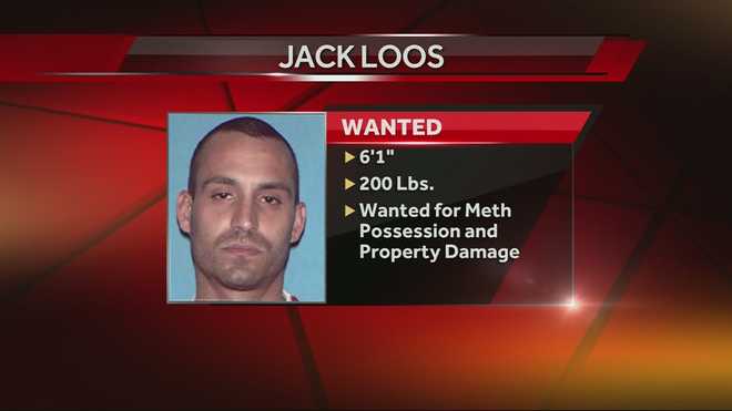 Marshals ask public for help finding 2 fugitives in KC area