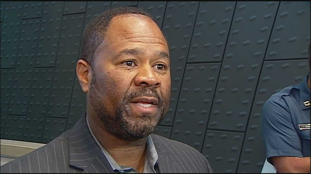 Candidate told to stop using KCPD chief's picture in mailer