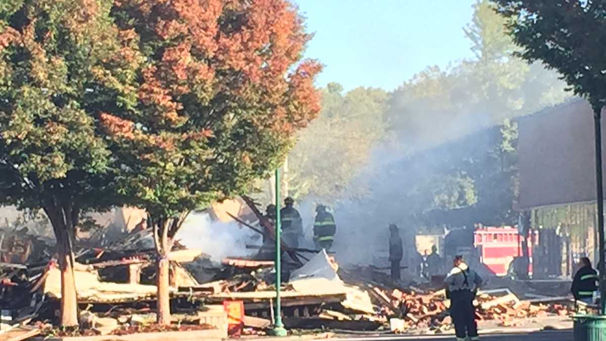 Timeline details when trapped KC firefighters issued mayday calls