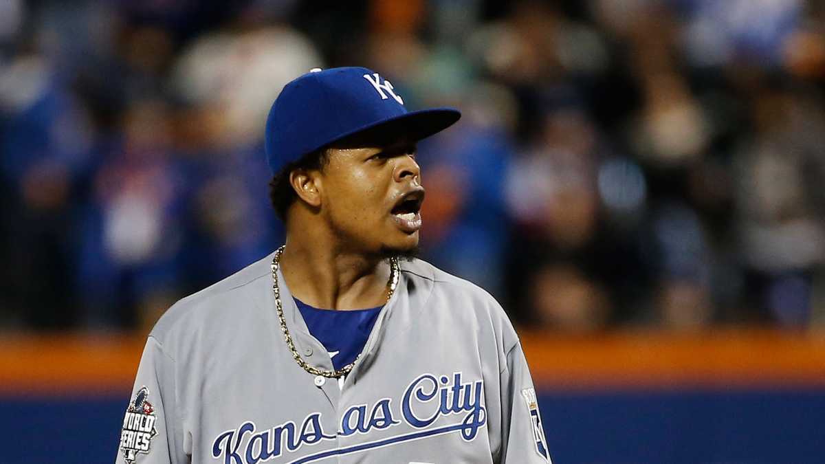 Edinson Volquez pitches World Series to honor late father
