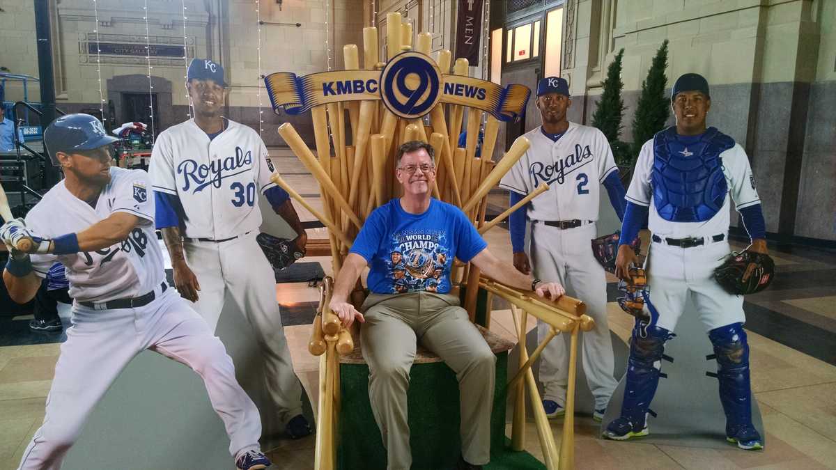 Royals fans celebrate championship with KMBC's Royalty Throne