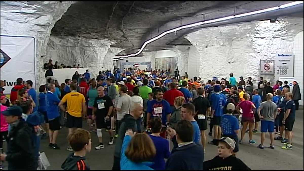 Runners keep warm in annual underground race